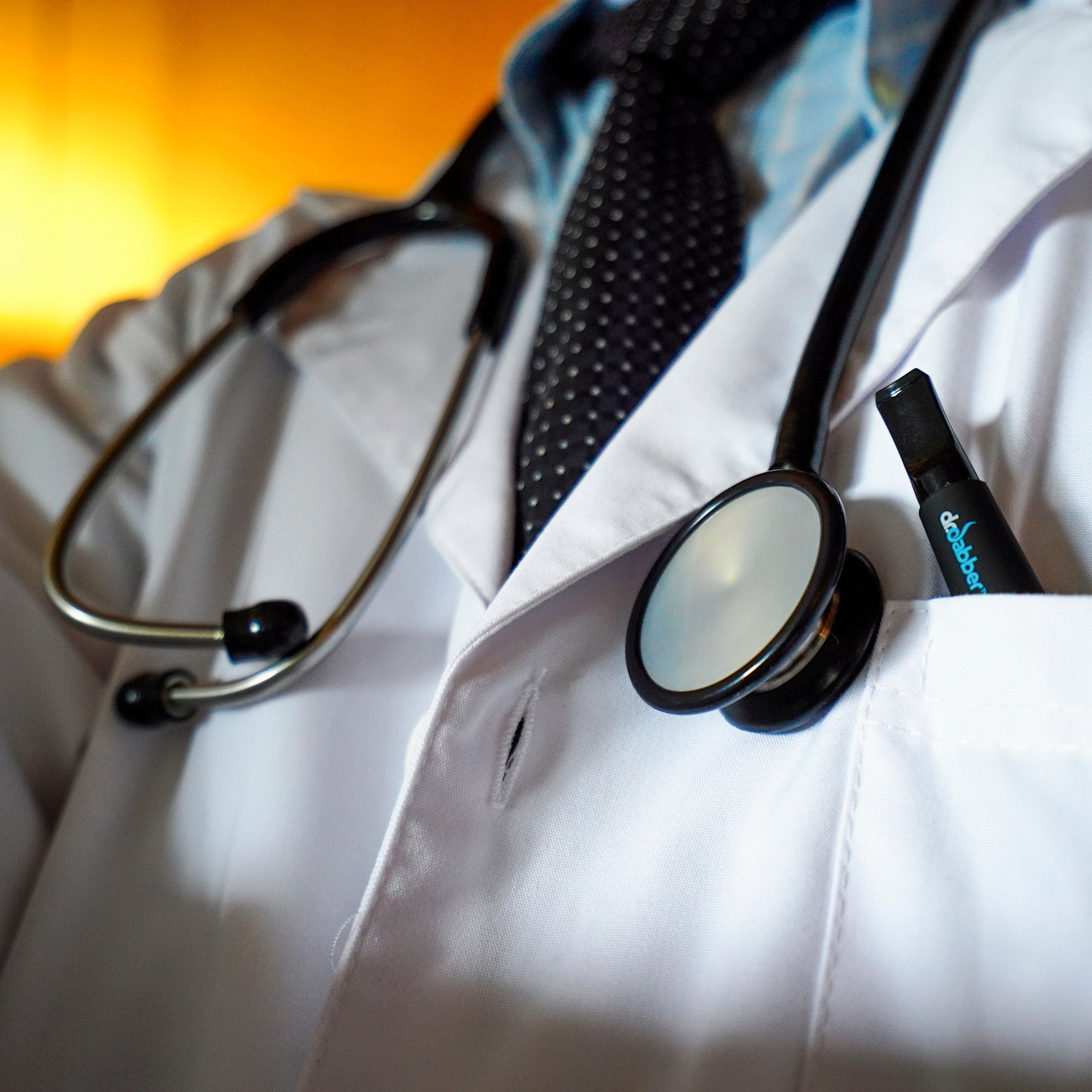 Discount for Medical Professionals | Dr. Dabber Vaporizers – Dr.Dabber®